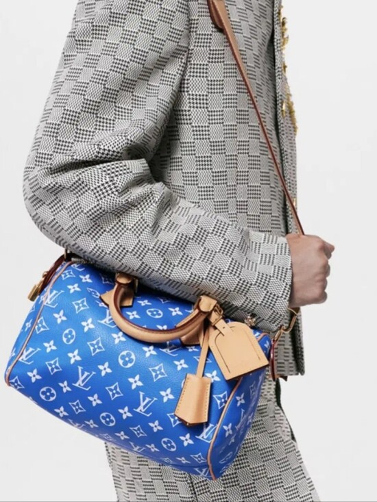Street Designer | Accessories | Super Canvas Mono Barrel Speed 25 Tote ...